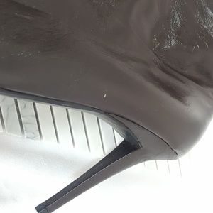 Colin Stuart | Shoes | Colin Stuart Leather Zip Up Ankle Bootie Heel M ...